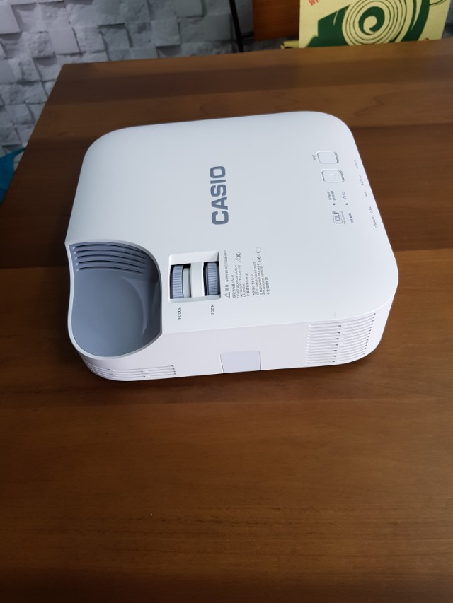 Casio XJ-V1 Projector, TV & Home Appliances, TV & Entertainment ...