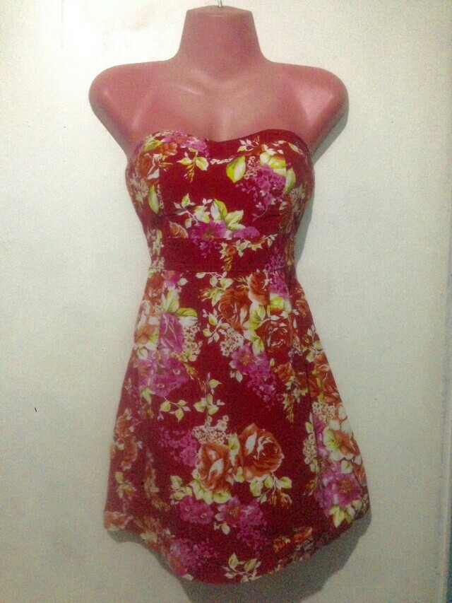 Heart shaped floral tube top dress, Women's Fashion, Tops, Blouses on ...