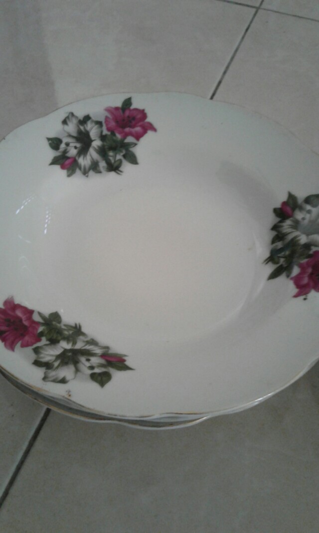 Pinggan lama, Furniture & Home Living, Home Improvement & Organisation ...