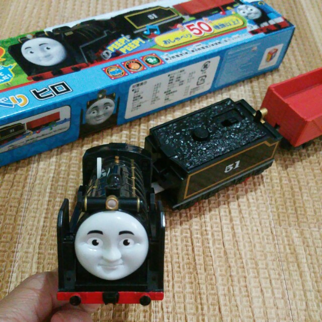 Takara Tomy Thomas & Friends Hiro Train set with music and sounds ...