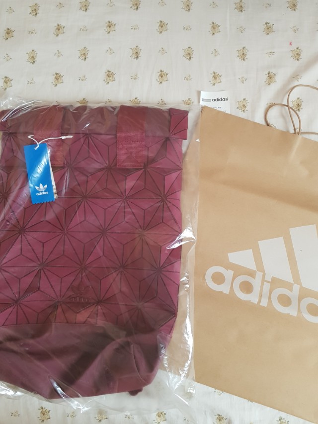 Maroon/Red Adidas 3D Mesh Roll Top Backpack/Issey Miyake, Men's Fashion ...