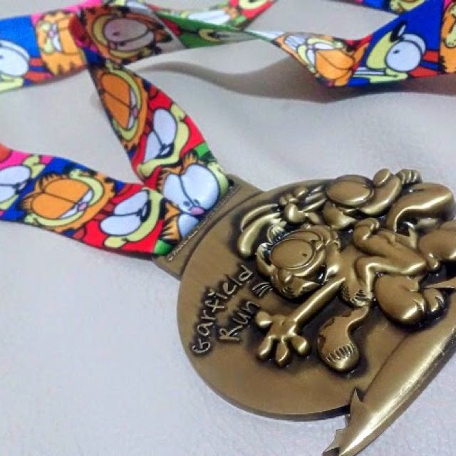 Garfield Run Medal, Bulletin Board, Looking For on Carousell