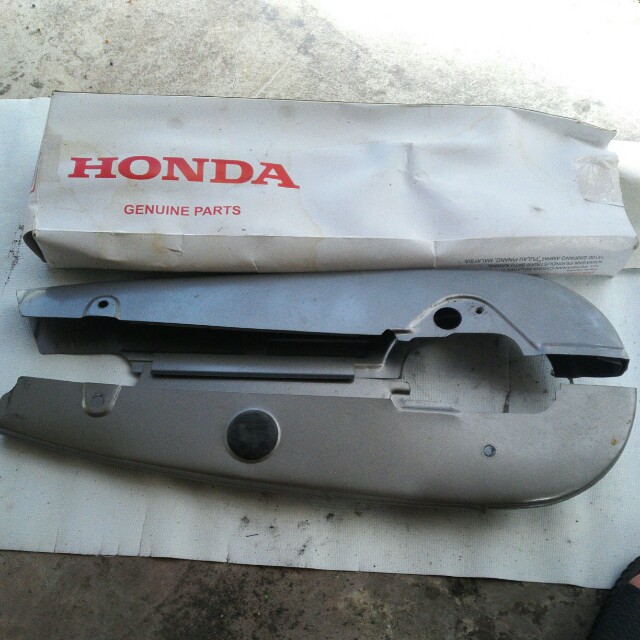 Honda c70 gbo ex5 high power chain cover, Motorbikes on Carousell