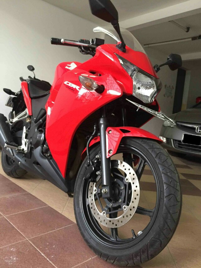 Honda CBR, Motor di Carousell
