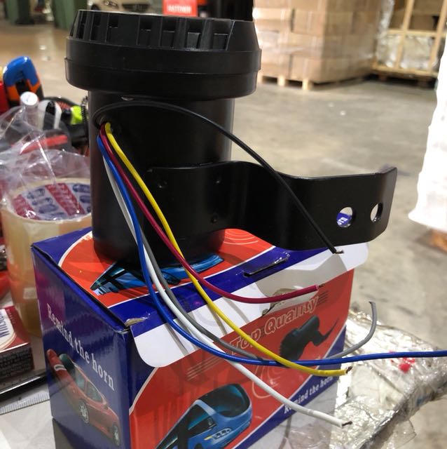 Japanese talking reverse alarm, Car Accessories on Carousell