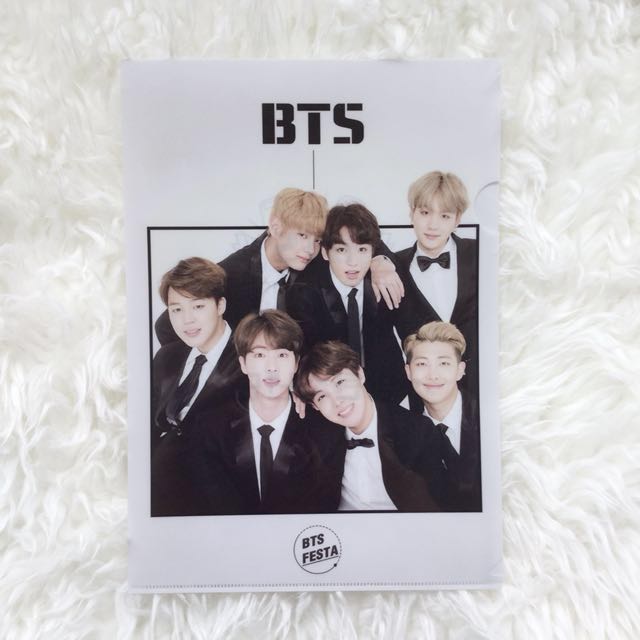 [👽] BTS A4 L-file / folder, Hobbies & Toys, Memorabilia & Collectibles ...
