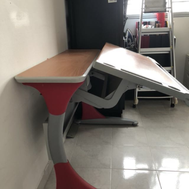 Comf-pro children adjustable ergonomic desk and chair, Babies & Kids ...