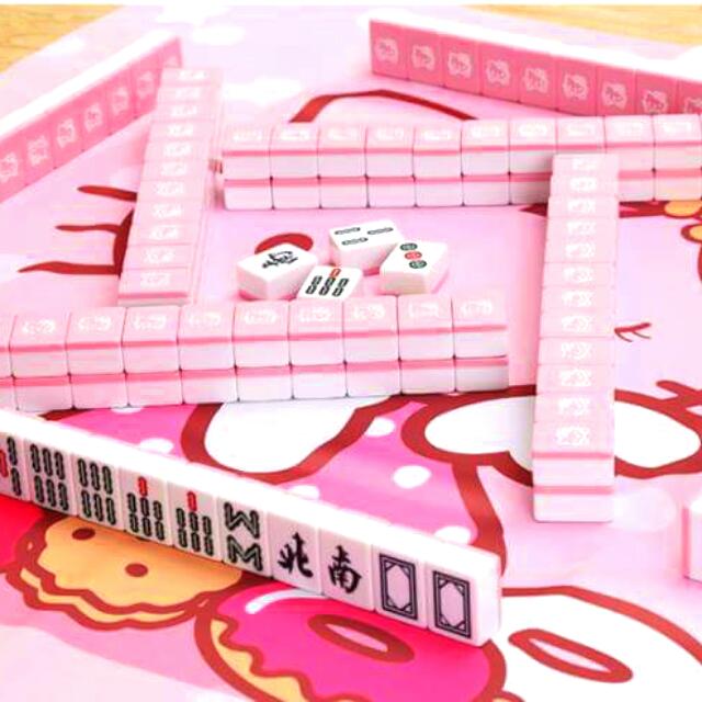 HELLO KITTY MAHJONG SET, Babies & Kids, Baby Nursery & Kids Furniture ...