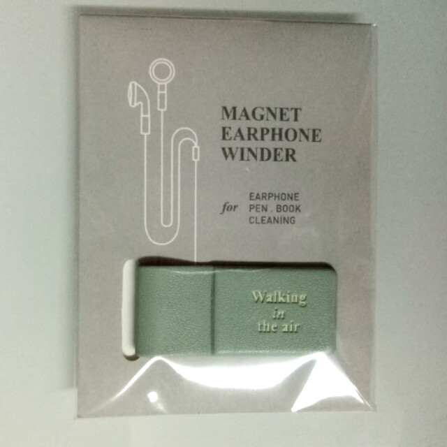 Brand New Iconic Suede Magnet Earphone Winder from Korea, Mobile Phones ...