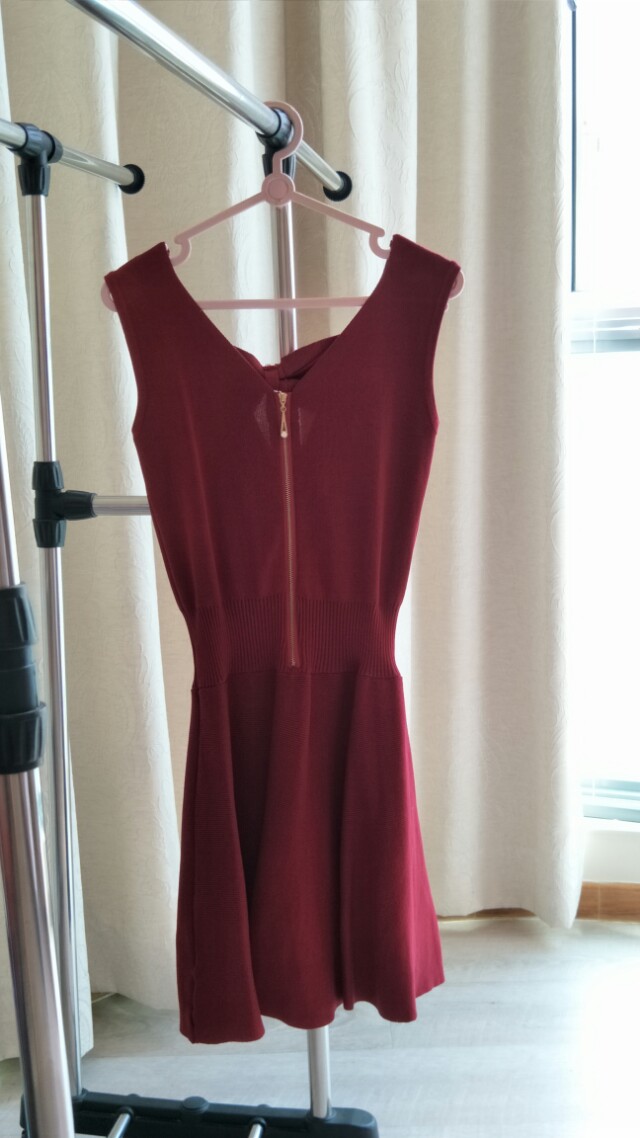 Red ribbon dress, Women's Fashion, Dresses & Sets, Dresses on Carousell