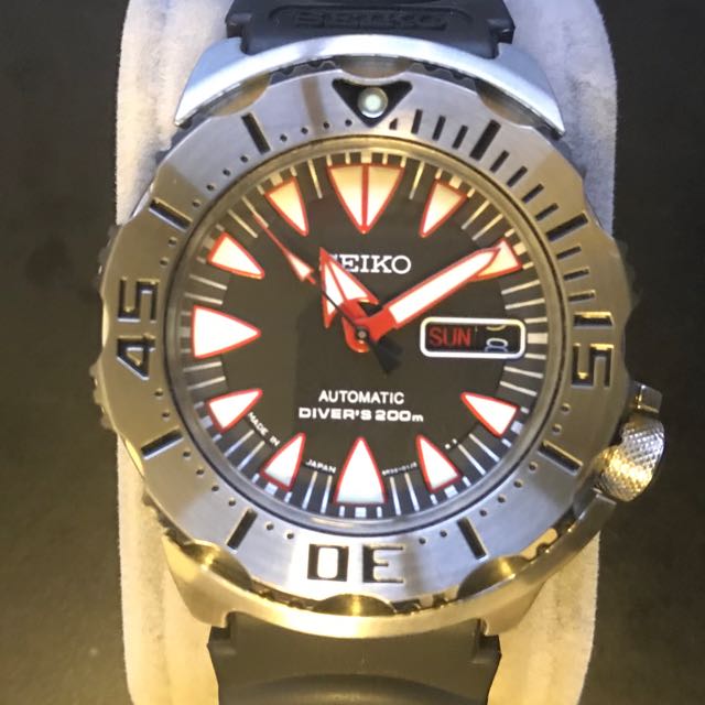 Seiko Monster Red “Dracula”, Luxury, Watches on Carousell