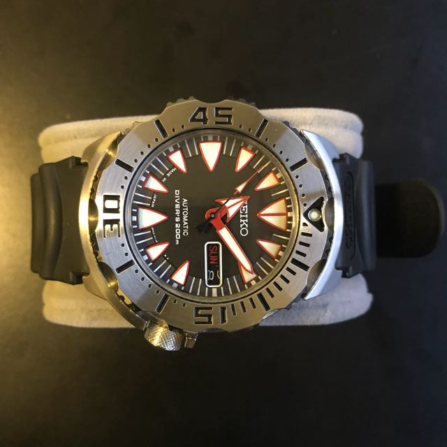 Seiko Monster Red “Dracula”, Luxury, Watches on Carousell