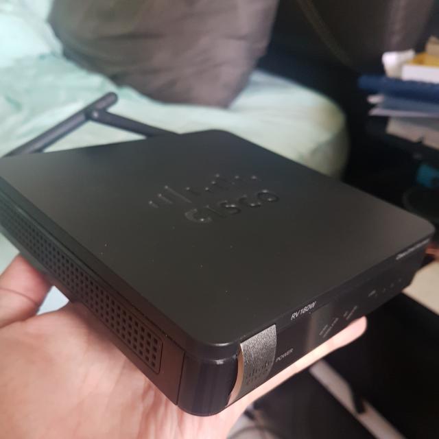 Cisco RV180W VPN Firewall Router, Computers & Tech, Parts & Accessories ...