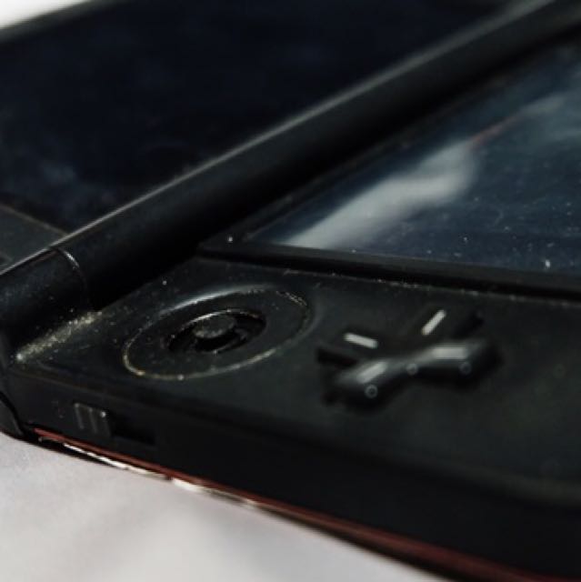 NINTENDO 3DS XL in Shiny Charizard Skin Plus 3 Pokemon Games!, Video ...