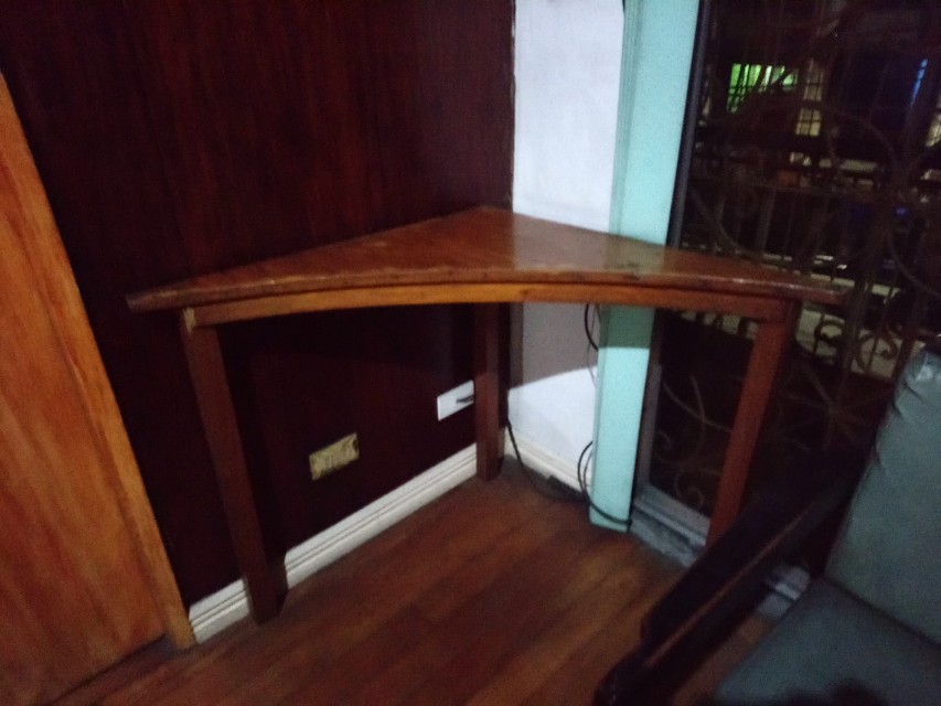 Wooden Corner Table, Babies & Kids, Baby Nursery & Kids Furniture ...