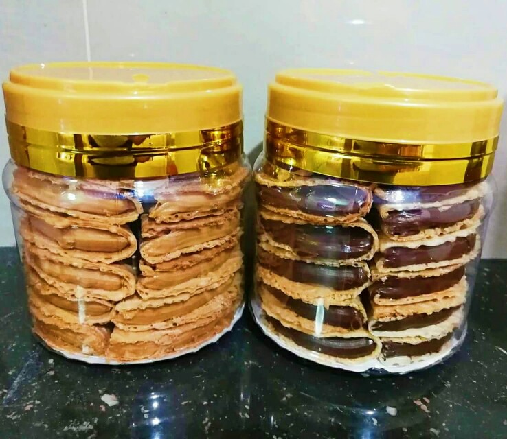 Homemade CNY Kuih Kapit , Food & Drinks, Homemade Bakes on Carousell