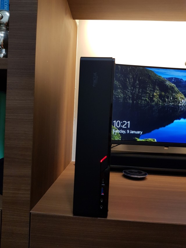 Custom built High End PC - Mini Portable Overkill Uber Enthusiast PC ...