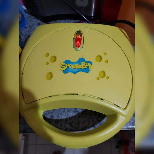Spongebob sandwich maker, TV & Home Appliances, Kitchen Appliances ...