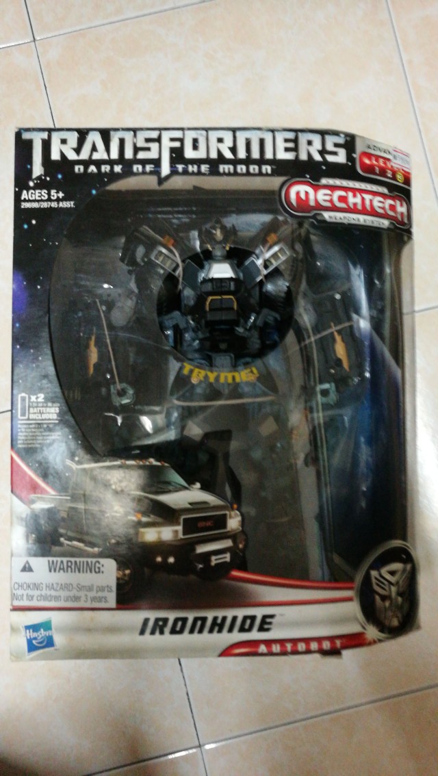Transformers DOTM Leader Class Ironhide (RARE), Hobbies & Toys, Toys ...