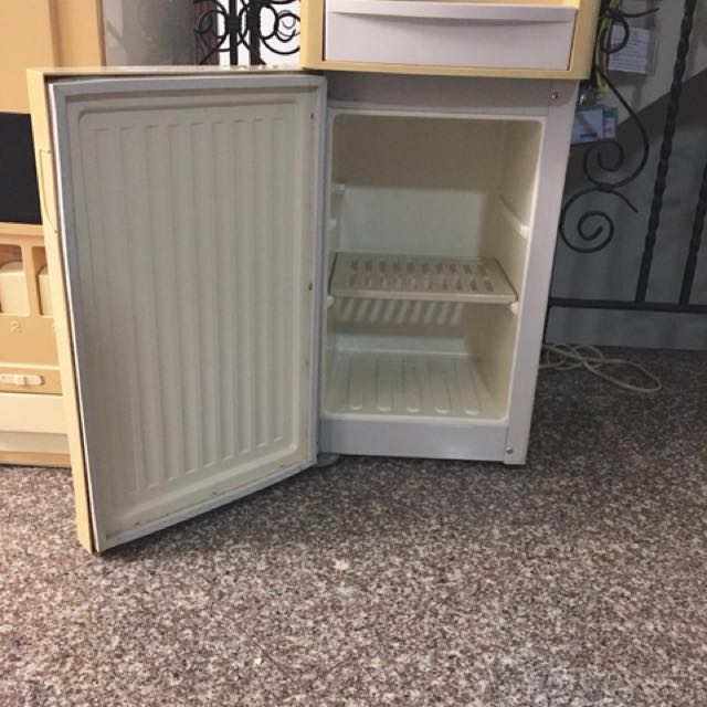 GE Hot and Cold Water Dispenser with Compartment comes with FREE Kyowa ...