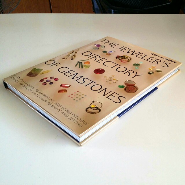 The Jeweller's Directory of Gemstones by Judith Crowe (Adult Non ...