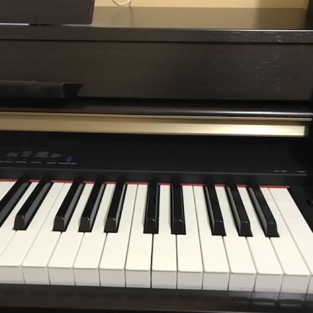Yamaha Clavinova Digital CLP-330, Hobbies & Toys, Music & Media, Musical Instruments on Carousell