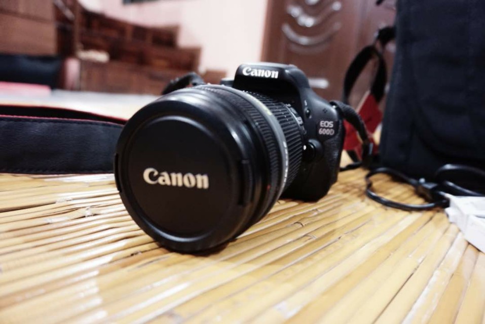 Canon 600d with kit lens 18-135mm, Photography, Lens & Kits on Carousell
