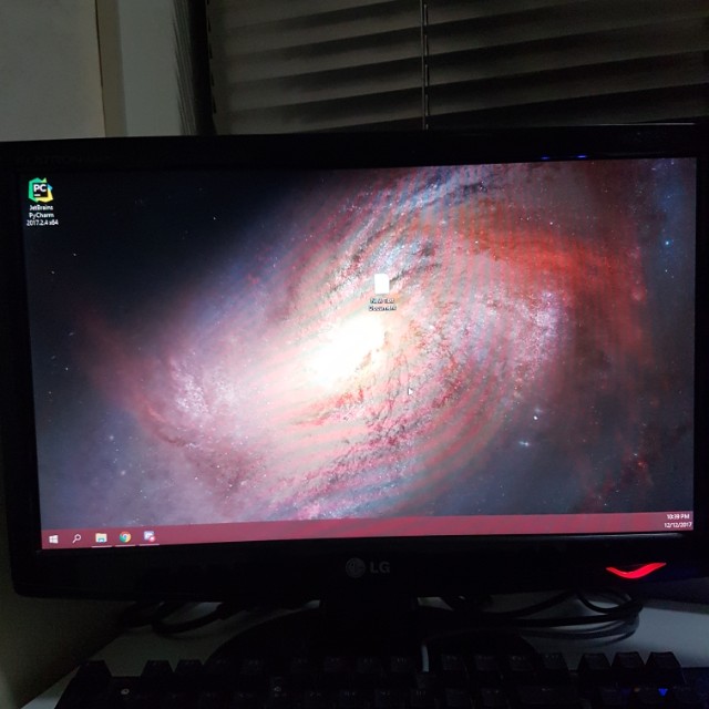 LG 19 inch LCD Monitor, Computers & Tech, Desktops on Carousell