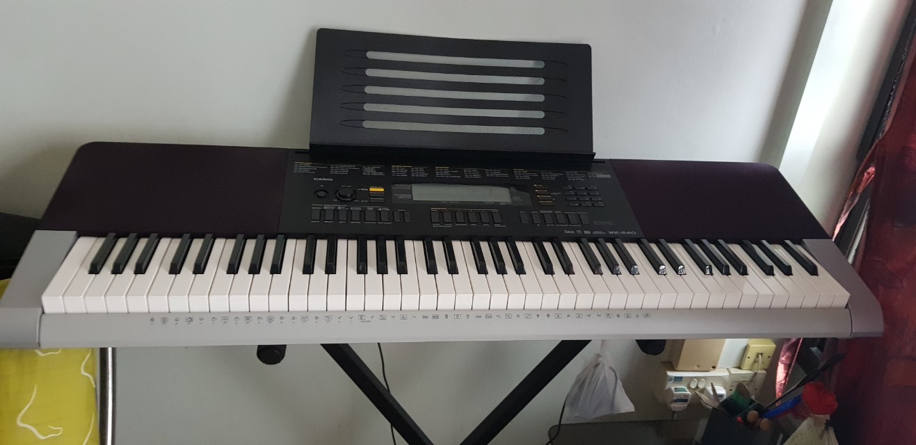 Casio WK-240 76keys piano keyboard, Hobbies & Toys, Music & Media ...