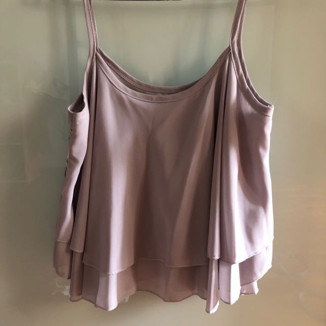 Grey tribal flutter top, Women's Fashion, Tops, Sleeveless on Carousell