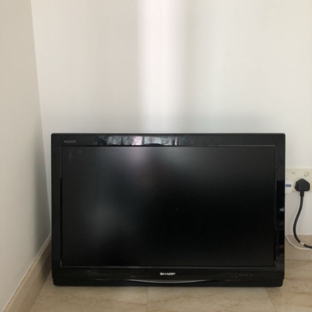 SHARP TV 32 INCHES, TV & Home Appliances, TV & Entertainment, TV on ...