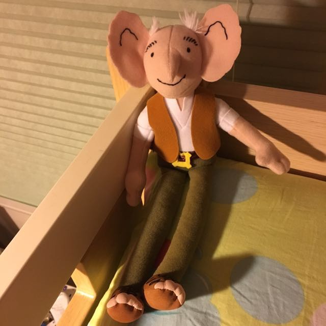 BFG doll 《吹夢的巨人》公仔, 興趣及遊戲, 玩具 & 遊戲類 - Carousell