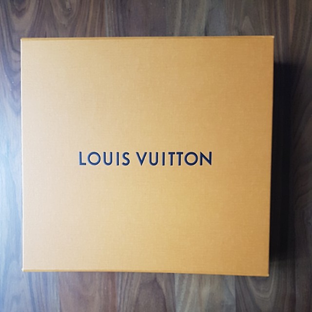 Louis Vuitton LV Box w Paper Bag, Luxury, Accessories on Carousell