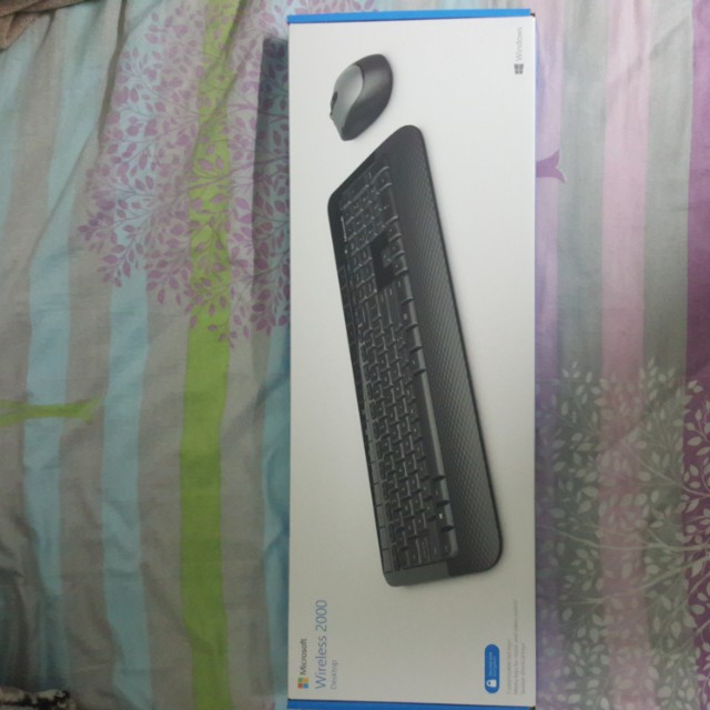 Microsoft wireless 2000 desktop, Computers & Tech, Desktops on Carousell