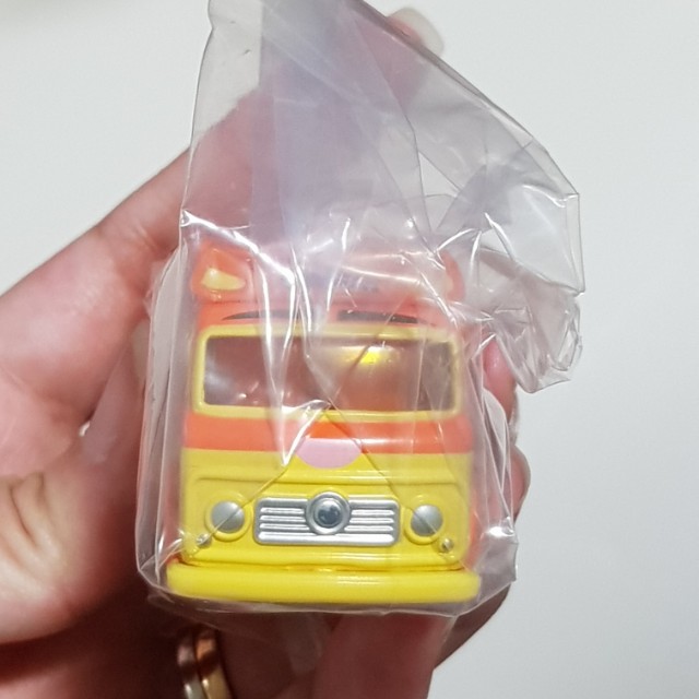 Tomica (DM-09) Disney Motor Tigger Truck, Hobbies & Toys, Toys & Games on Carousell
