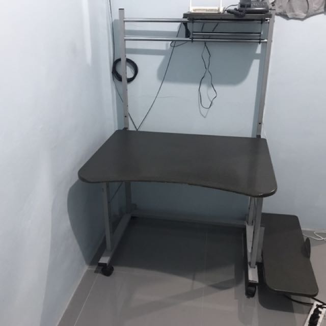 Computer Table, Computers & Tech, Parts & Accessories, Computer Parts ...