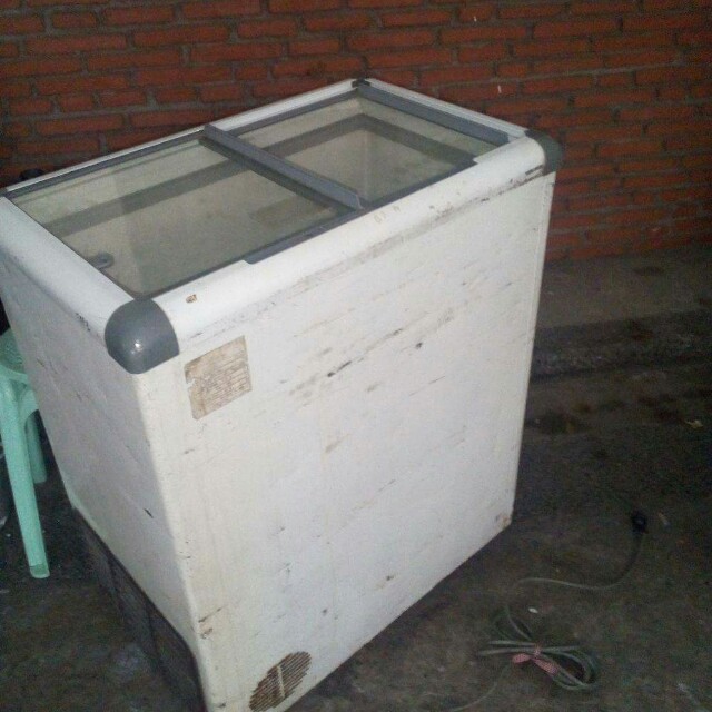 Defective Freezer for Spare parts, TV & Home Appliances, Kitchen ...