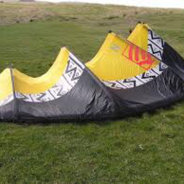 Gin Kitesurfing Zulu 9.0 complete, Sports Equipment, Sports & Games ...