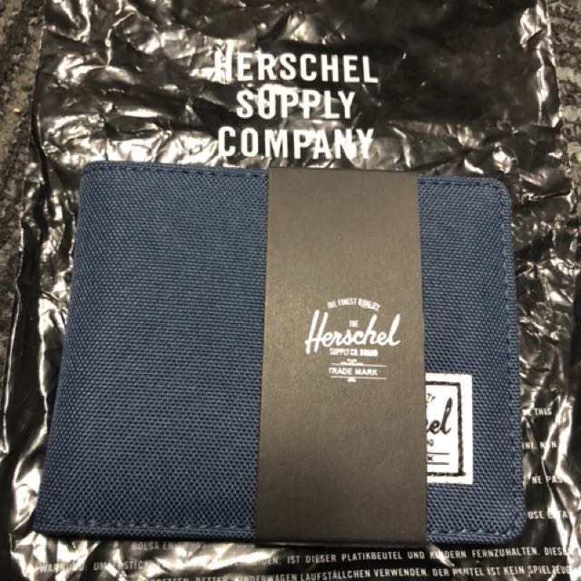 Herschel, Men's Fashion, Bags, Backpacks on Carousell
