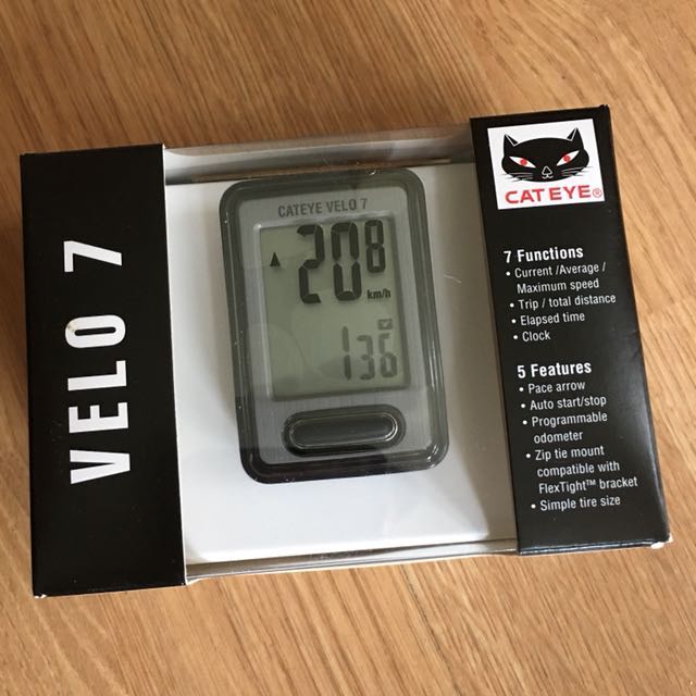 Speedometer- Cateye Velo7, Sports Equipment, Bicycles & Parts, Bicycles ...