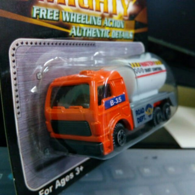 Vintage Yat Ming Dust Control Truck, Hobbies & Toys, Collectibles ...