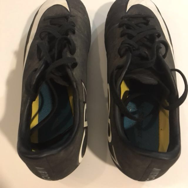 Nike CR 7 Soccer Boot, Men's Fashion, Activewear on Carousell