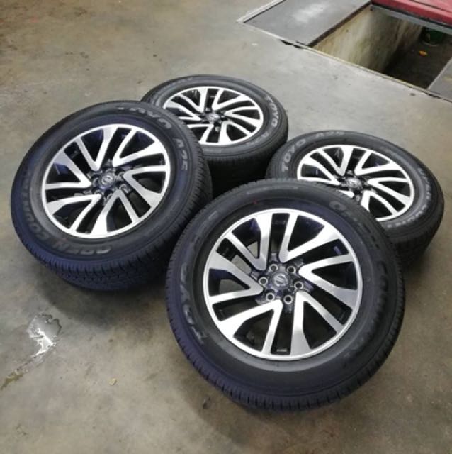 Original 18 inch sports rim navara np300 come from showroom tyre 100% ...