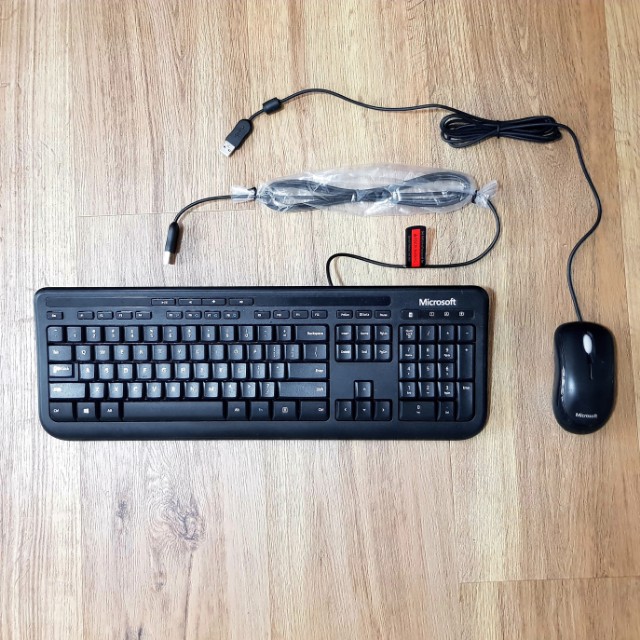 Microsoft keyboard and mouse combo set, Computers & Tech, Parts ...