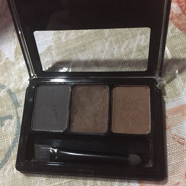 BYS Eyebrow Powder, Beauty & Personal Care, Face, Makeup on Carousell