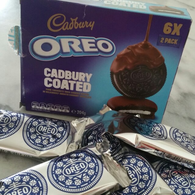 CADBURY OREO Chocolate Coated 204g, Food & Drinks, Packaged & Instant ...