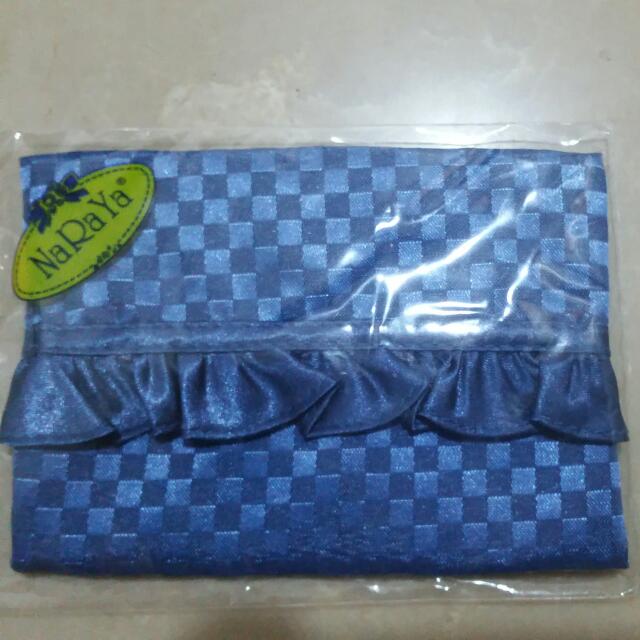 Naraya Tissue Pouch, Furniture & Home Living, Home Improvement ...
