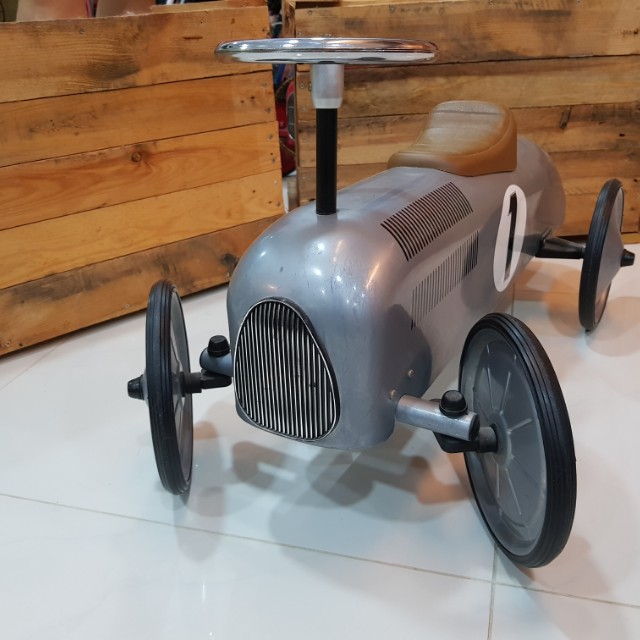 Collectors Metal Ride-On/ Kick Ride Vintage Sports Car, Hobbies & Toys ...