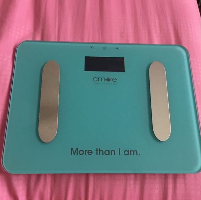 Digital Weighing Scale, Beauty & Personal Care, Hair on Carousell