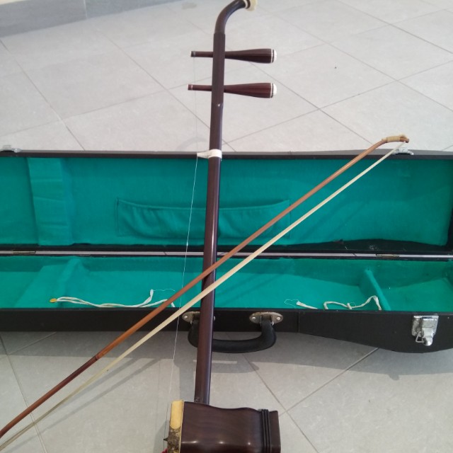 Erhu 二胡 Hobbies And Toys Music And Media Musical Instruments On Carousell